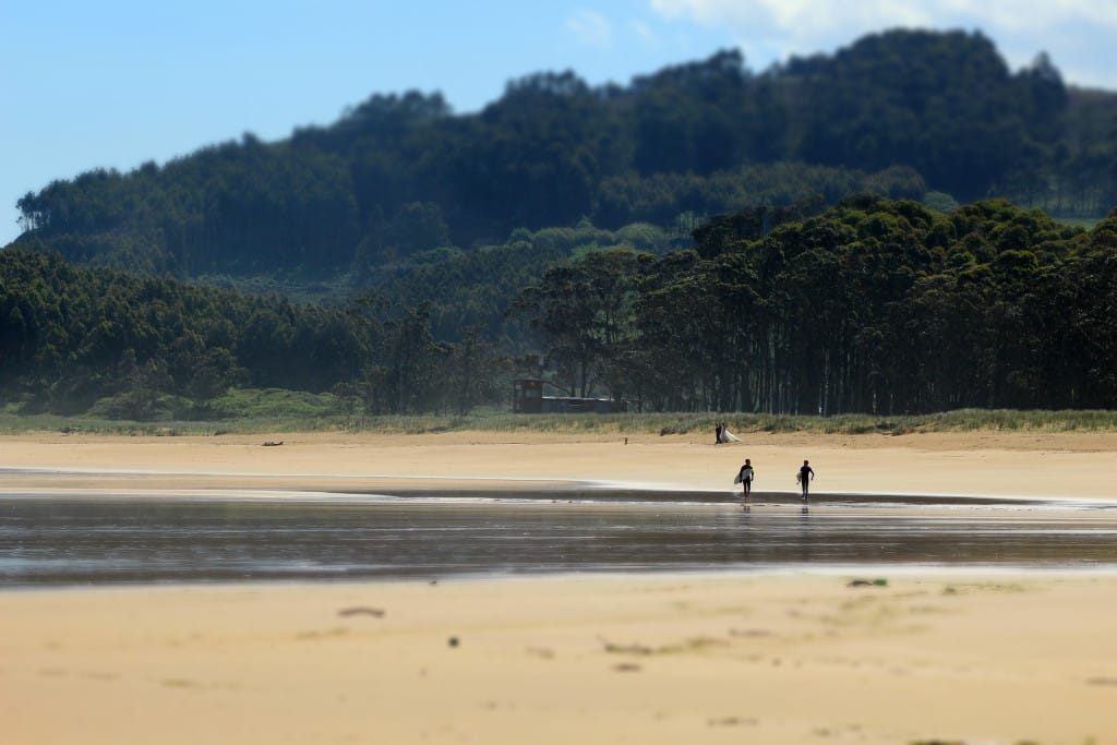 Beach clean-up at Rodilles - I love the seaside